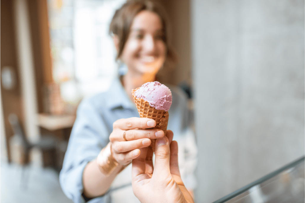 How to Start an Ice Cream Truck Business in 10 Easy Steps [2025]